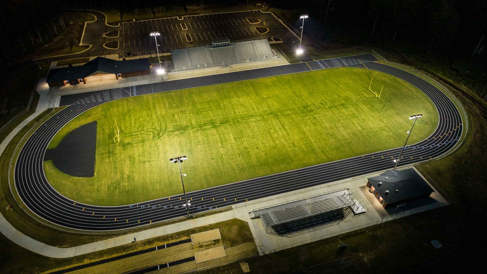 All-Weather Rubberized Running Track Surfacing | TrackMaster Pro